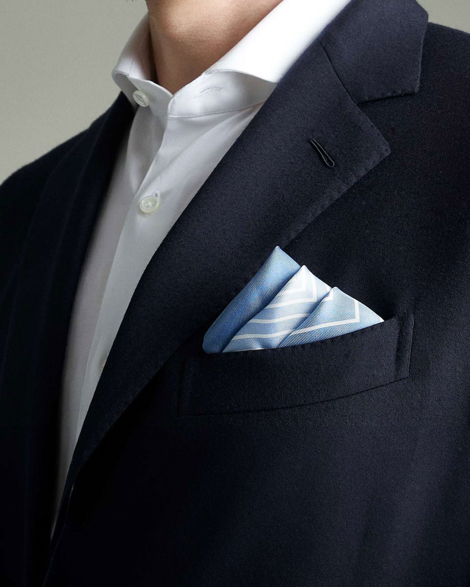 So falten Sie Einstecktücher richtig | BRAUN Hamburg