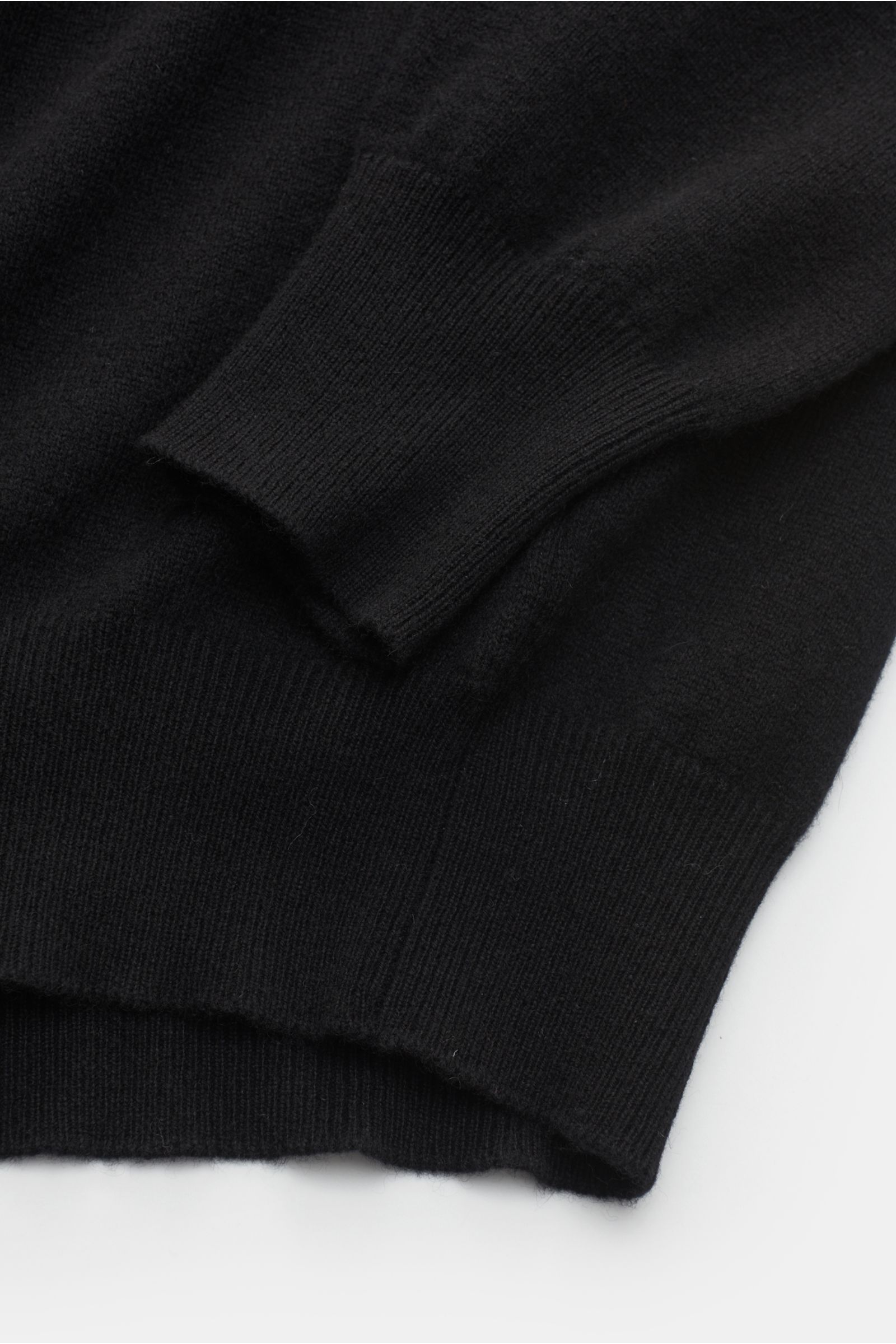 BRUNO MANETTI Cashmere V-Neck Pullover schwarz | BRAUN Hamburg