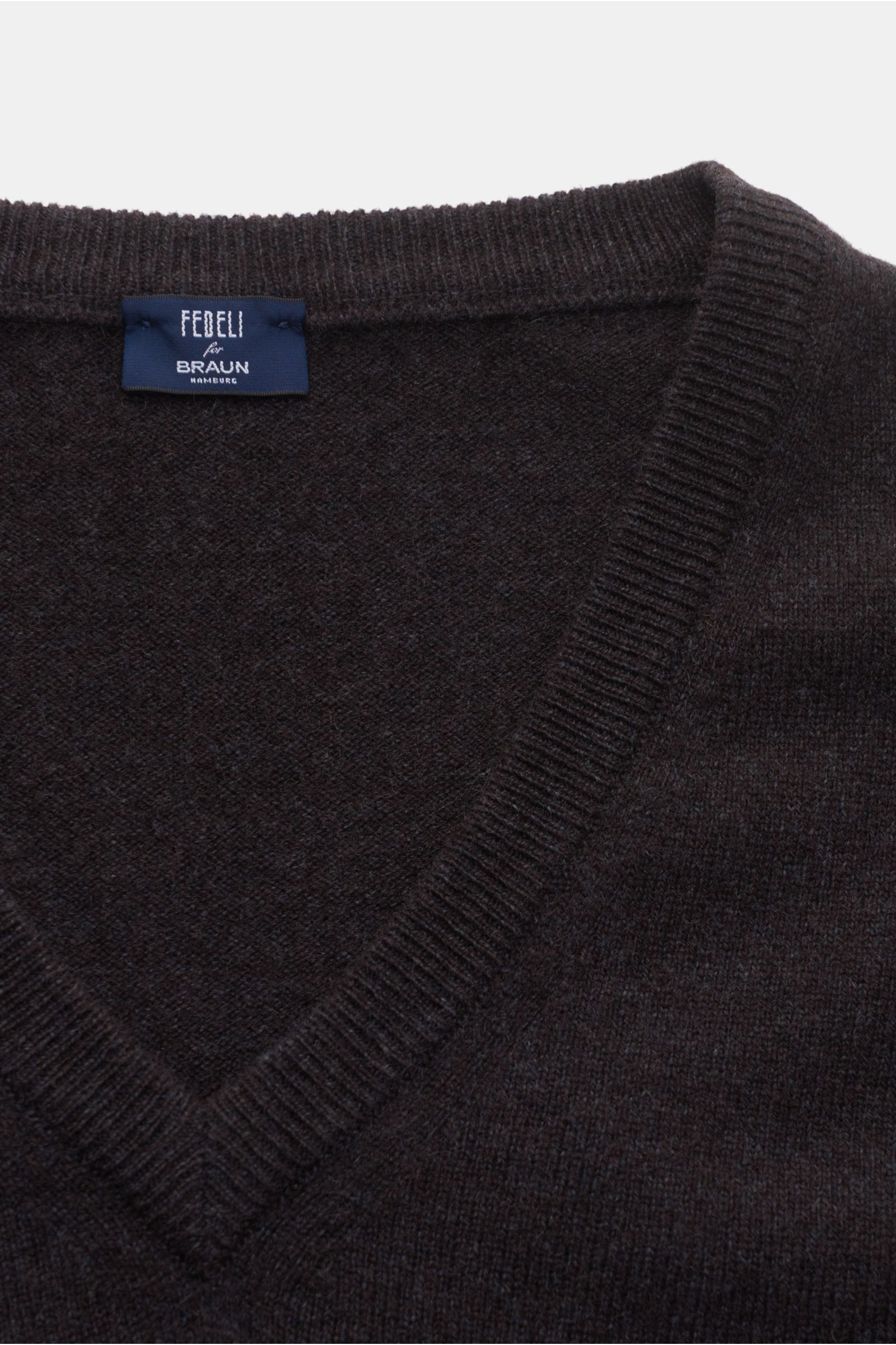 FEDELI Cashmere V-Neck Pullover 'Pull Slim' dunkelbraun | BRAUN Hamburg