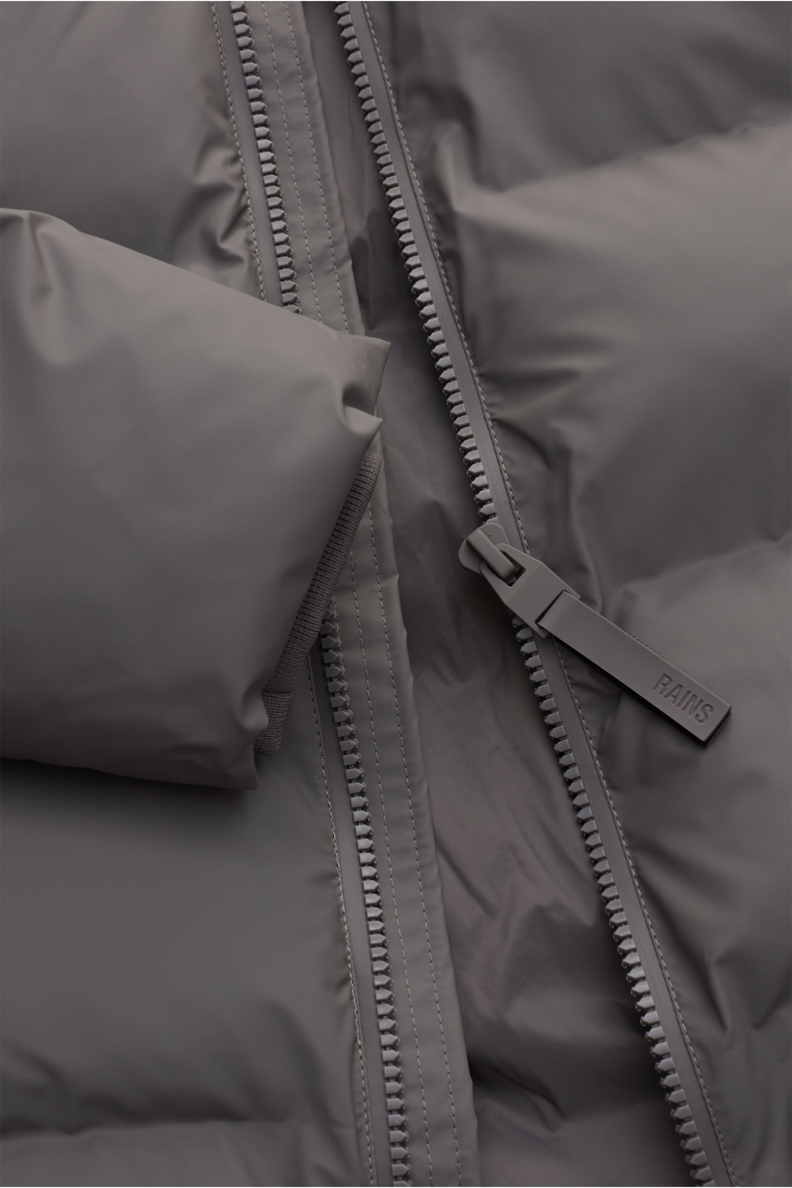 RAINS jacket 'Alta Puffer' dark grey | BRAUN Hamburg