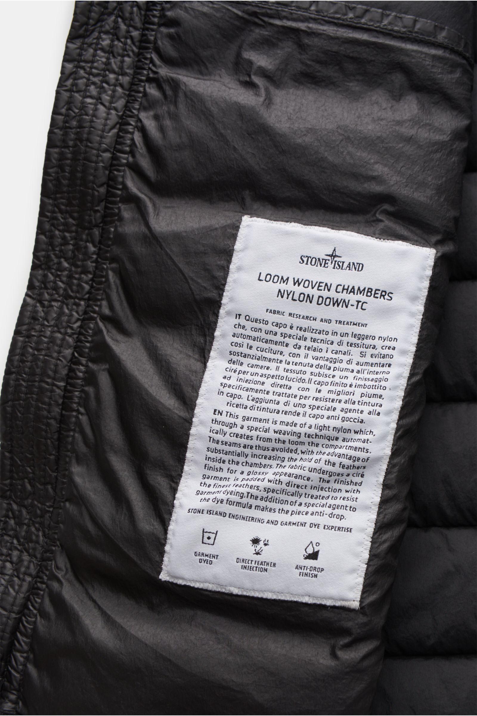 STONE ISLAND down jacket 'Loom Woven Chambers R-Nylon Down-TC' black ...