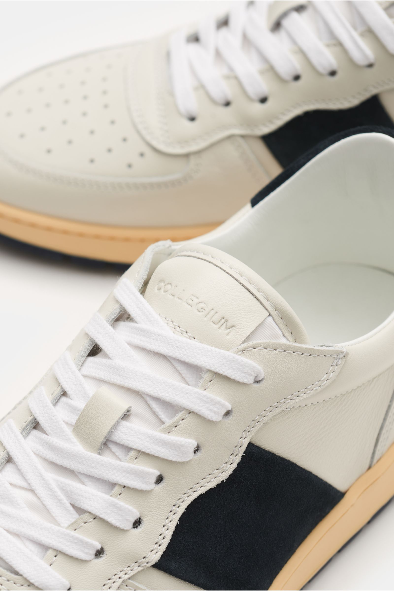 COLLEGIUM sneakers 'Pillar Destroyer' dark navy/cream | BRAUN Hamburg
